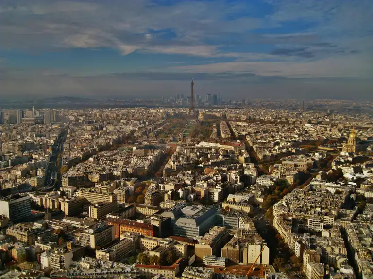 Best Hotel In Paris - Red Bird Travel News